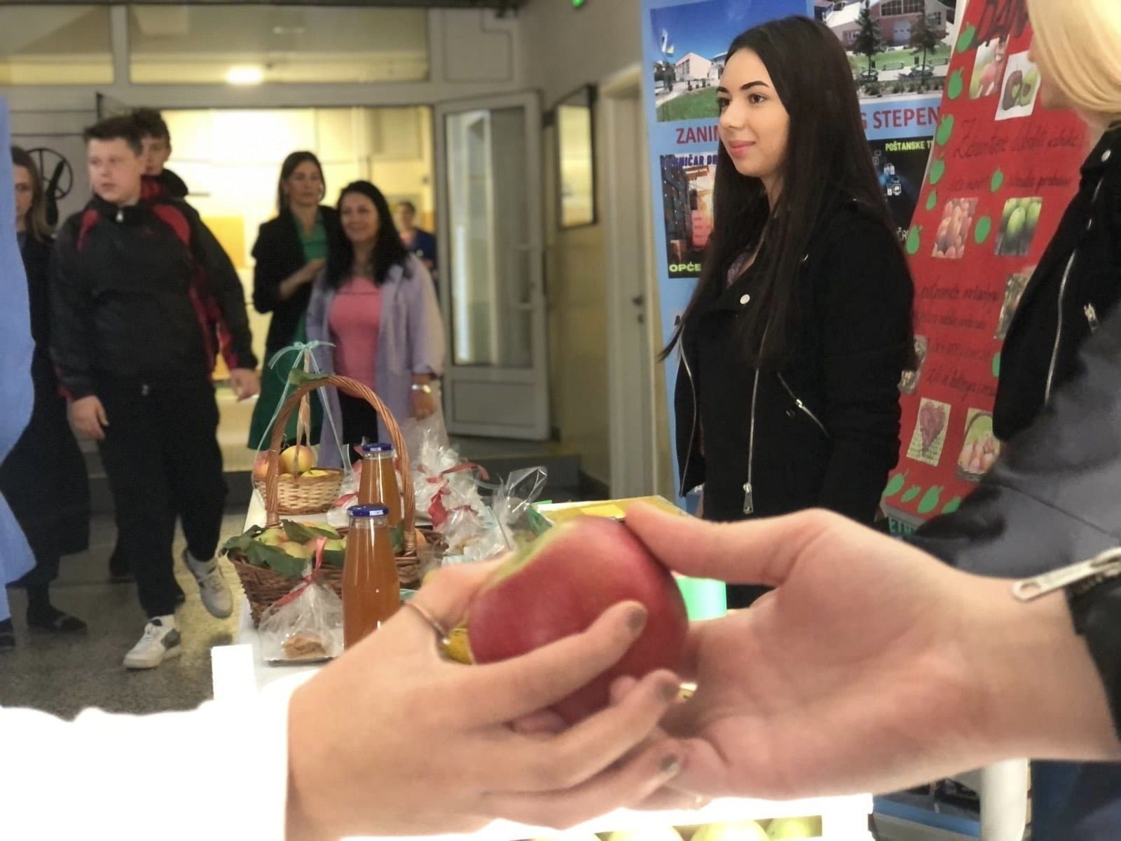 Svjetski dan jabuke – www.ssskskola.edu.ba